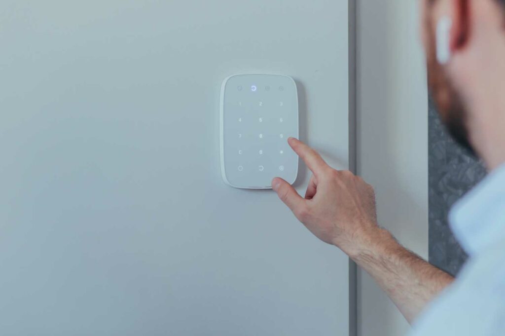 SR Protection : sécurisation anti intrusion dans la Marne et le Grand ...